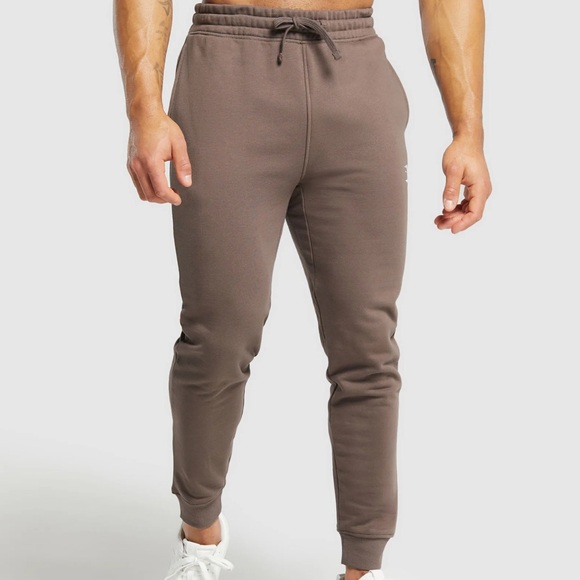 Gymshark | Pants | Gymshark Crest Joggers Brown Medium Nwt In Packaging ...